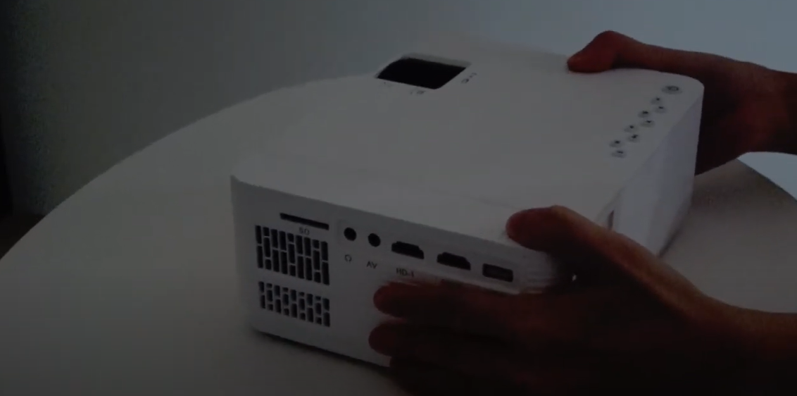 Projector Looks Pixelated: How to Fix? - ProjectorProfy